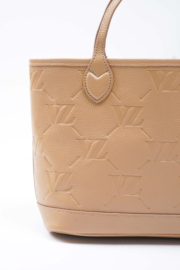 VZ Hop On Bag Irish Cream Small - VIVIZUBEDI